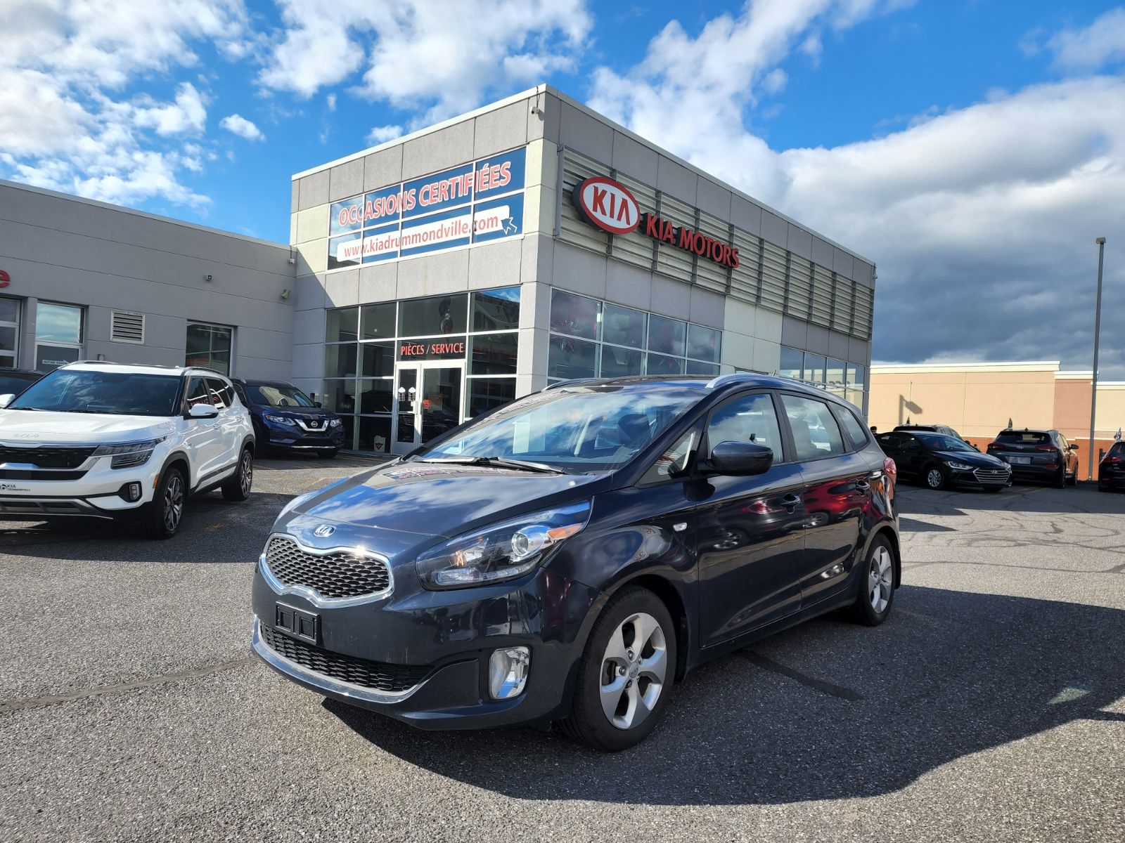 Kia Rondo usagée et d’occasion à vendre | Otogo