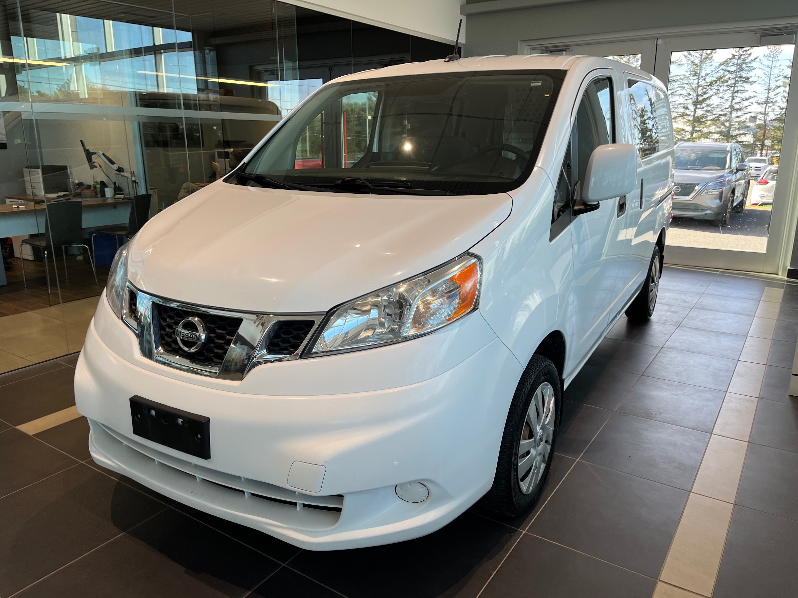 Nissan NV200 usagé et d’occasion à vendre | Otogo