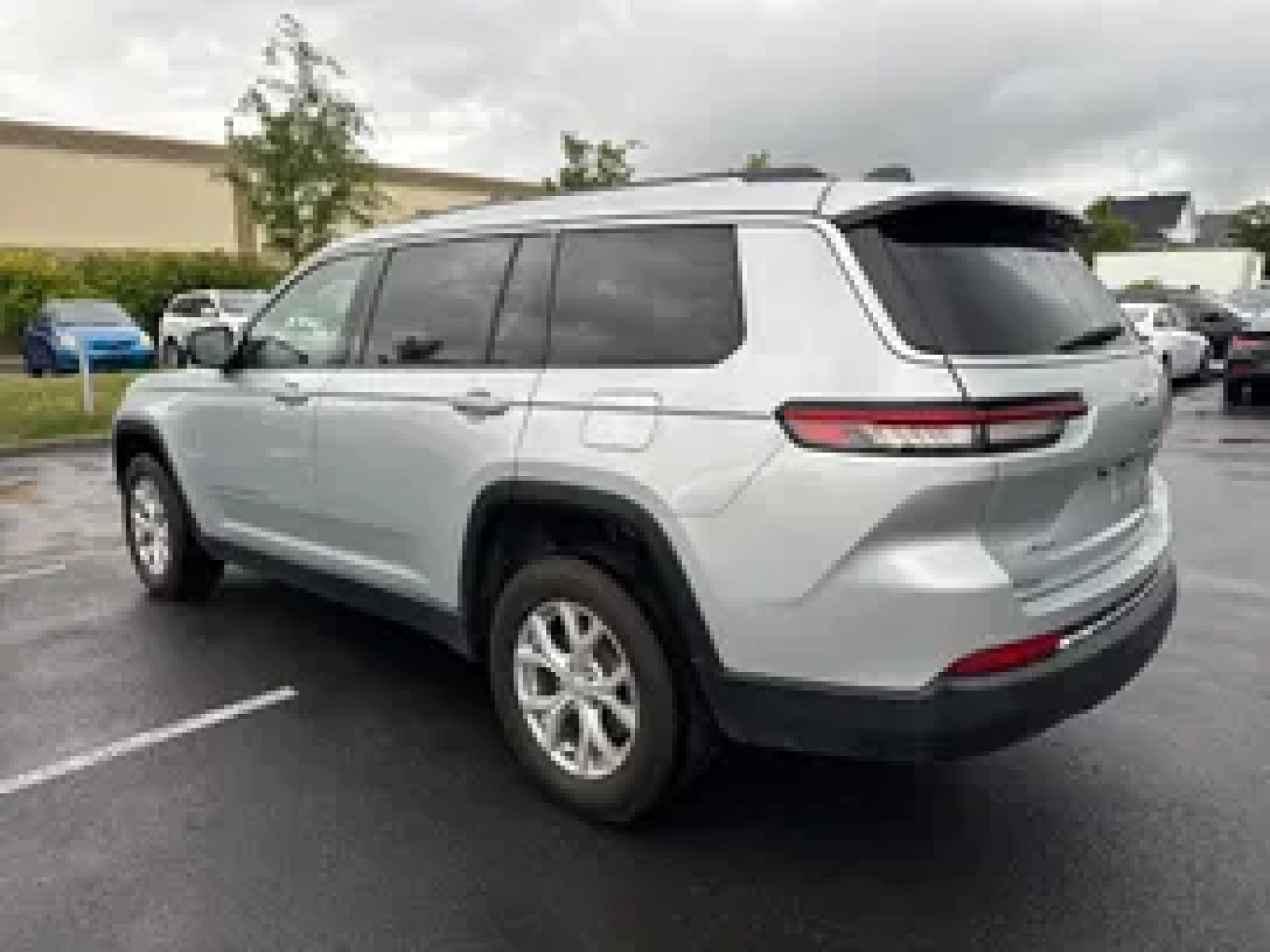 Jeep Grand Cherokee 2023 usagé de 81 000 km à vendre chez Otogo